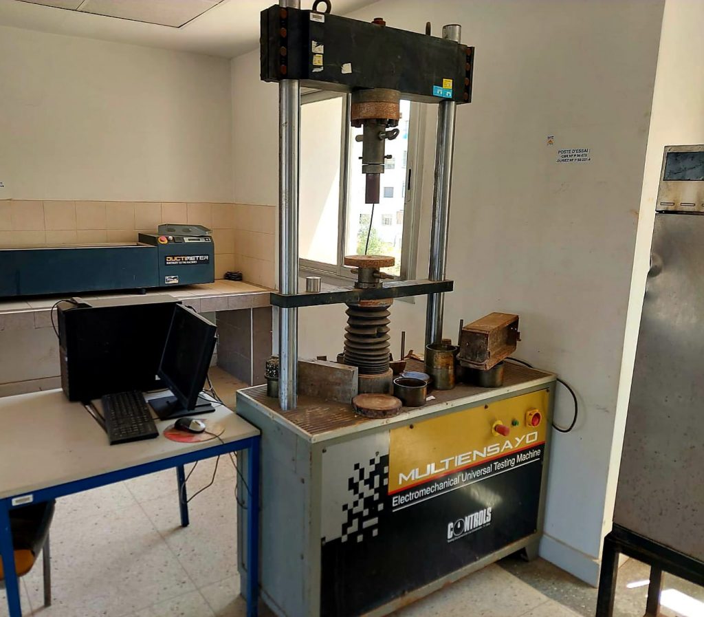 Visite des laboratoires géotechniques LPEE Casablanca - Ecole ...